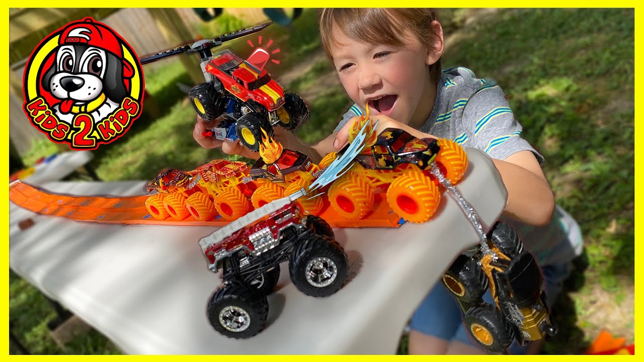 🚒 FIRE TRUCK RESCUE MISSION (Monster Jam & Hot Wheels Toy Trucks RADICAL RESCUE, 5 ALARM ...
