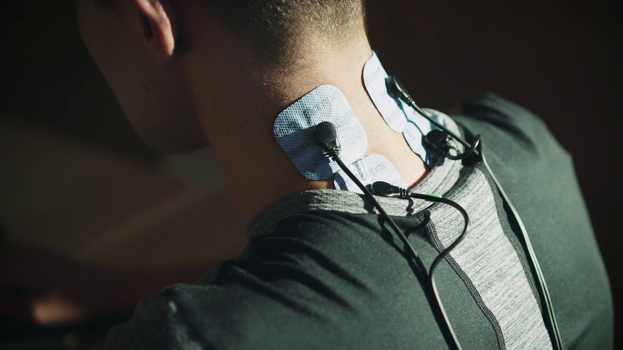 Découvrez l’électro stimulateur Compex Fit 3.0 avec i-Run.fr - YouTube