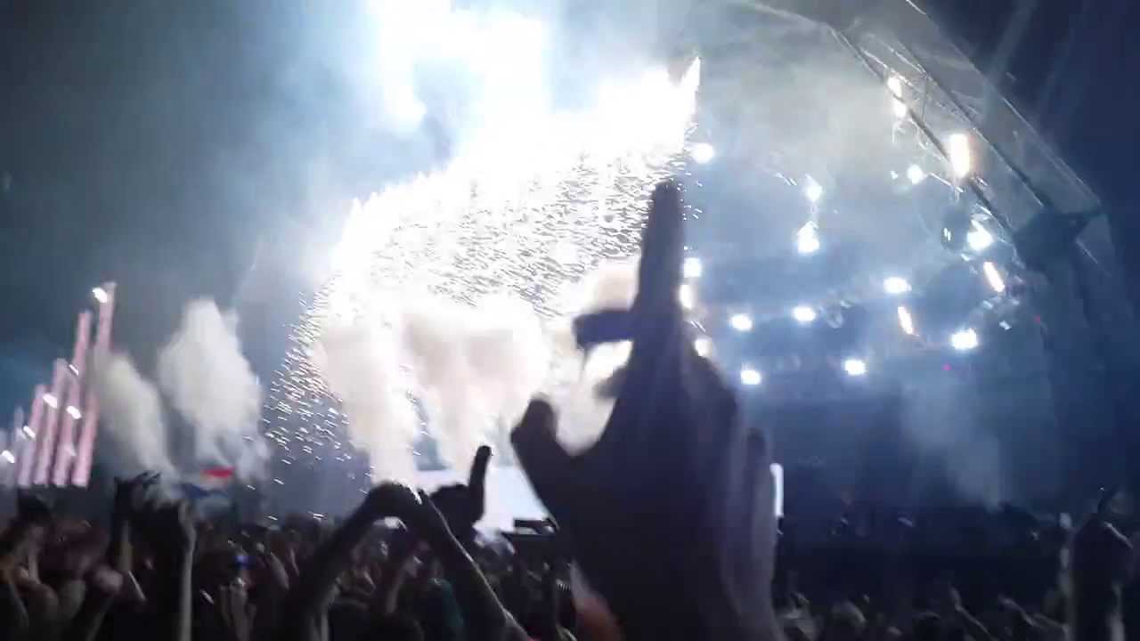 Afrojack - Ultra Music festival South Africa, LIVE - Closing set ...