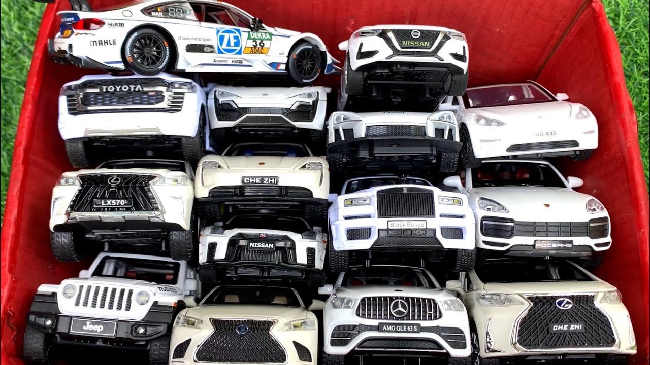 Welly Cars Models Car Model Scale 1:32 White Cars, Supercars - YouTube