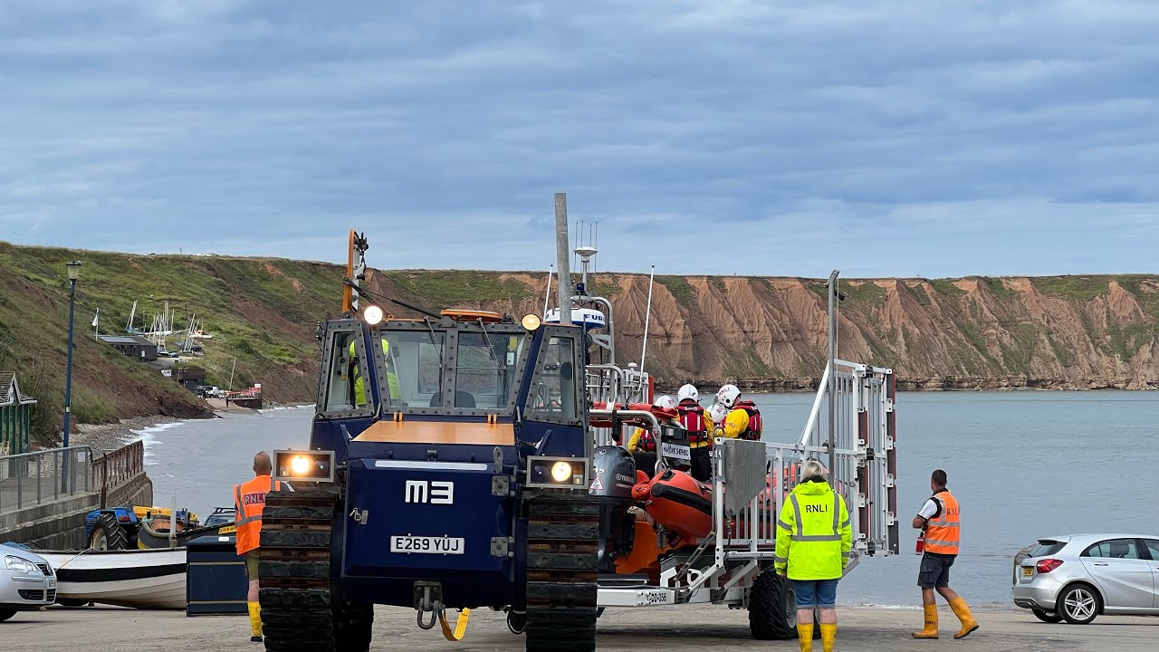 Filey Lifeboat Launch 5/7/2023: Watch the RNLI in Action - YouTube