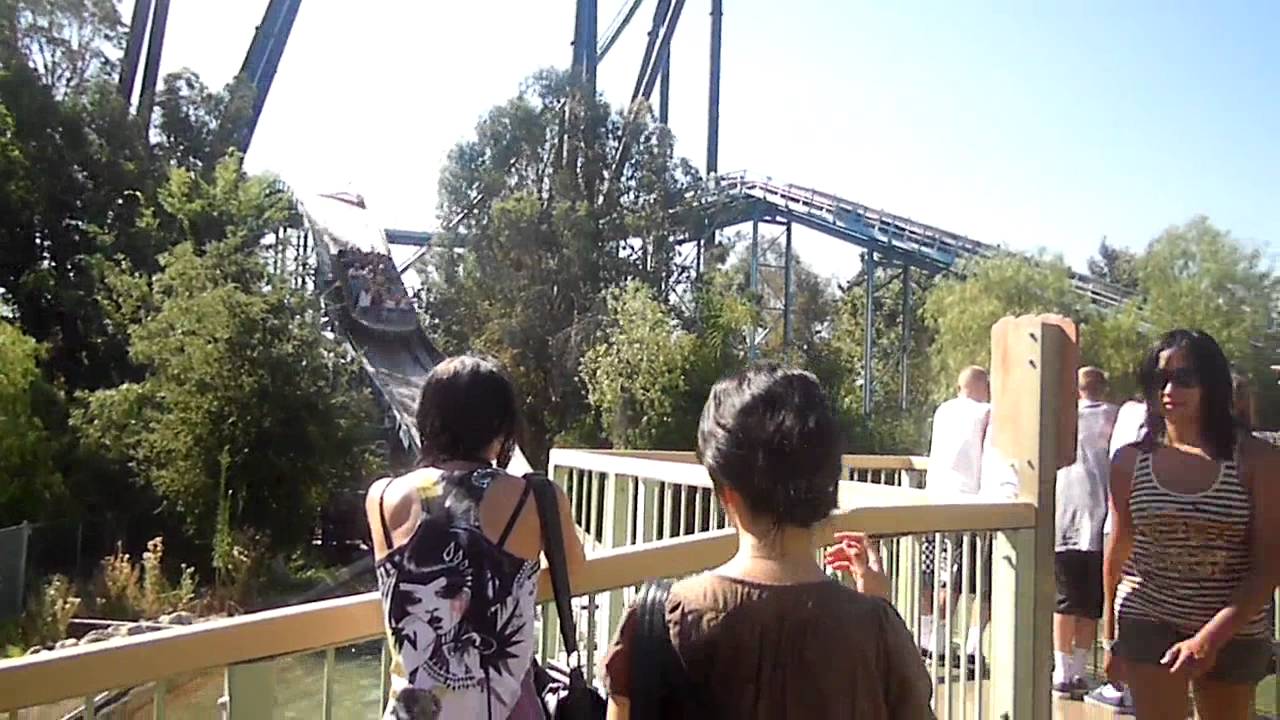 Tidal Wave bridge, Six Flags Magic Mountain - 7/29/2010 - YouTube