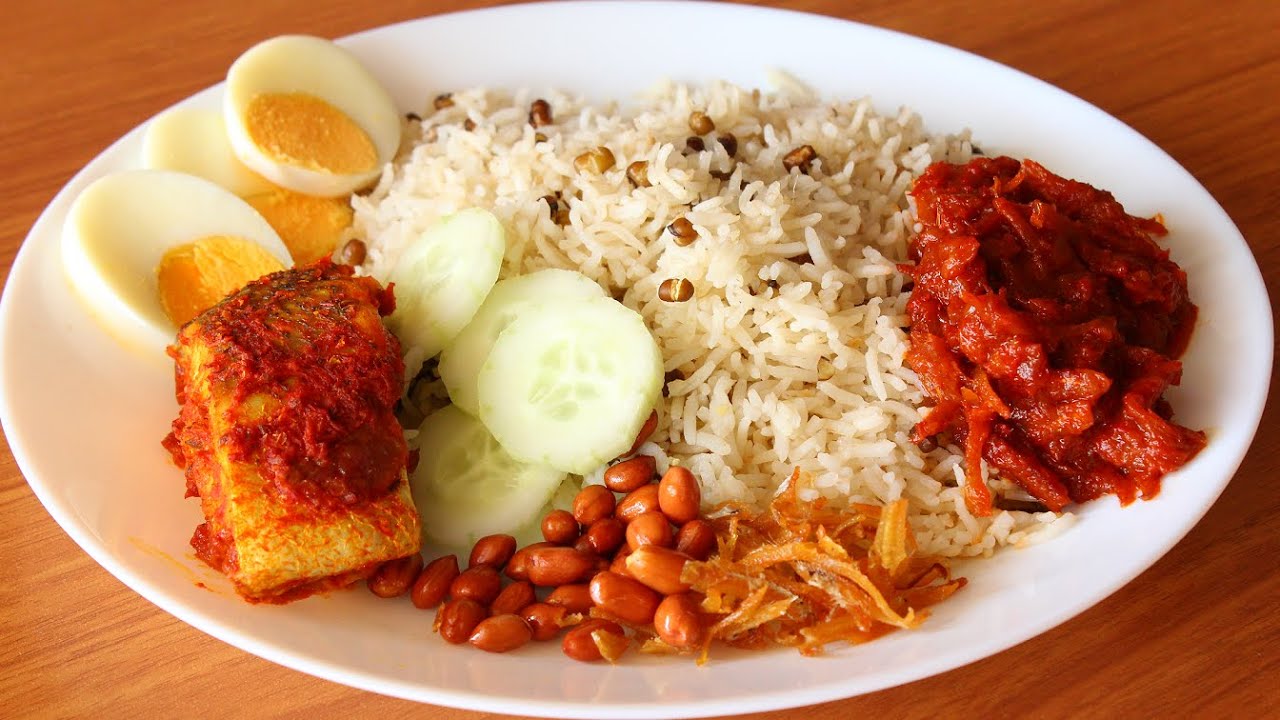 Nasi Dal Kacang Hijau dengan Sambal Ikan Bilis | Mung Bean Rice with ...