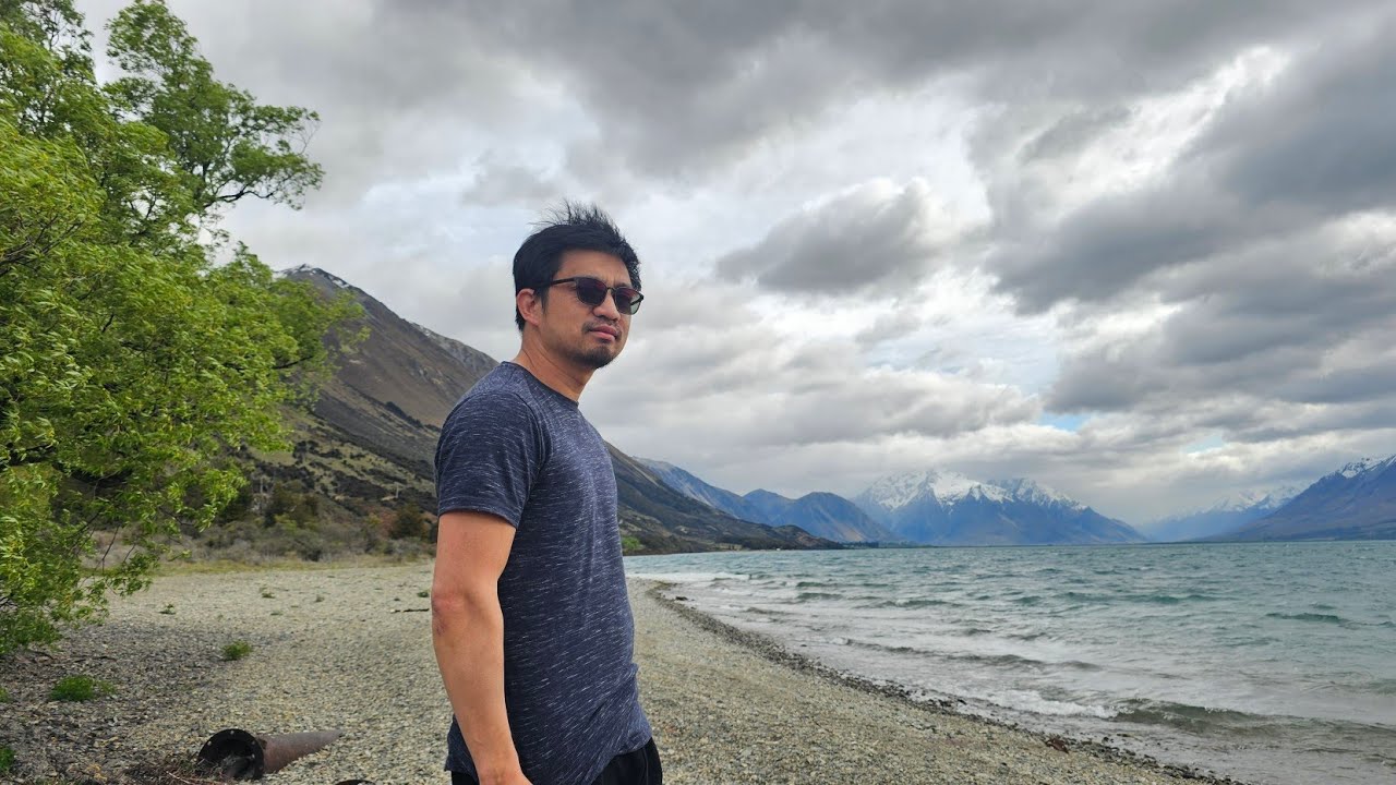 Lake Ohau Lodge and Round Bush Campsite, Mackenzie Basin, New Zealand ...