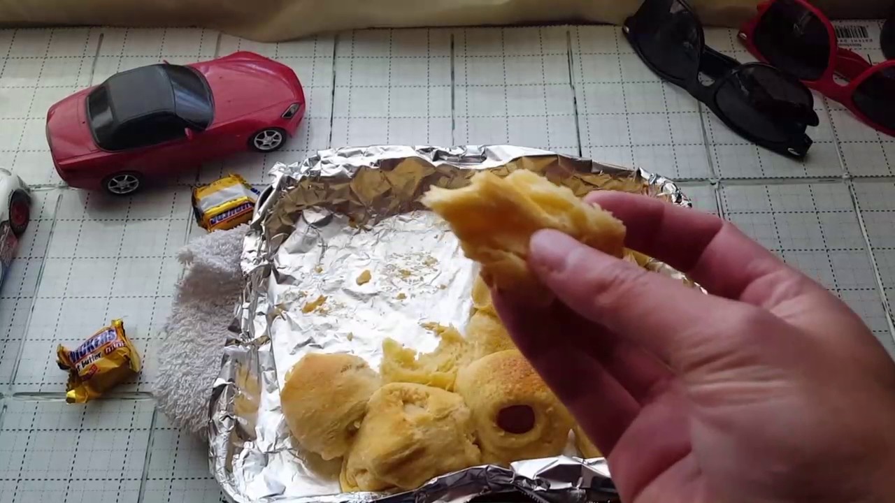 FOOD BREAK! SNICKER Wrapped Croissants Breakfast - YouTube