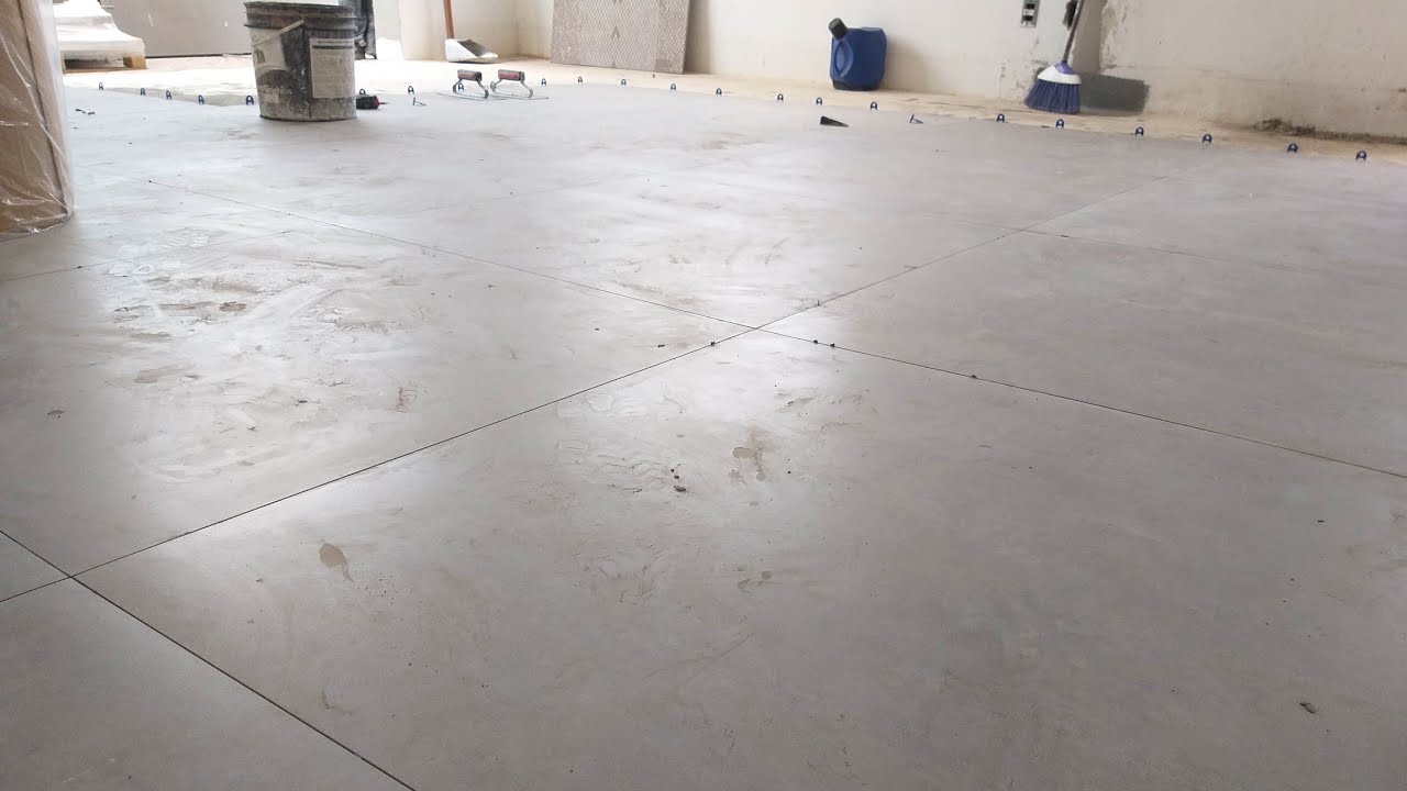 Como iniciar colocação do piso e proteger durante a obra - YouTube