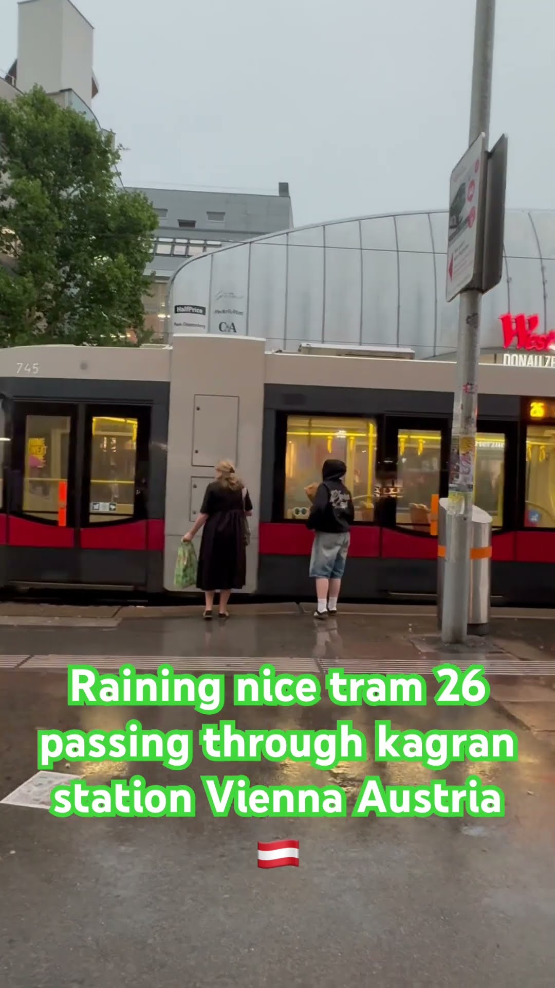 Raining Nice tram 26 passing through kagran station Vienna Austria🇦🇹 - YouTube