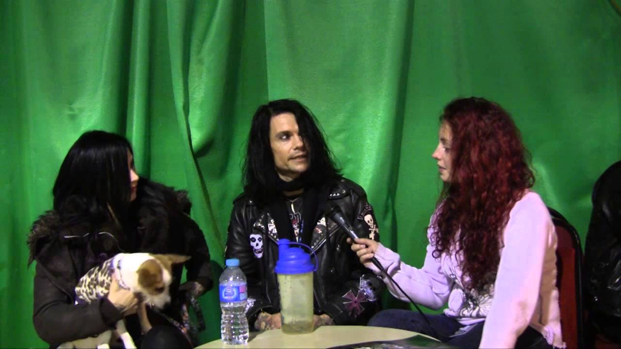 Spit Like This interview @ Hard Rock Hell 2013 - YouTube