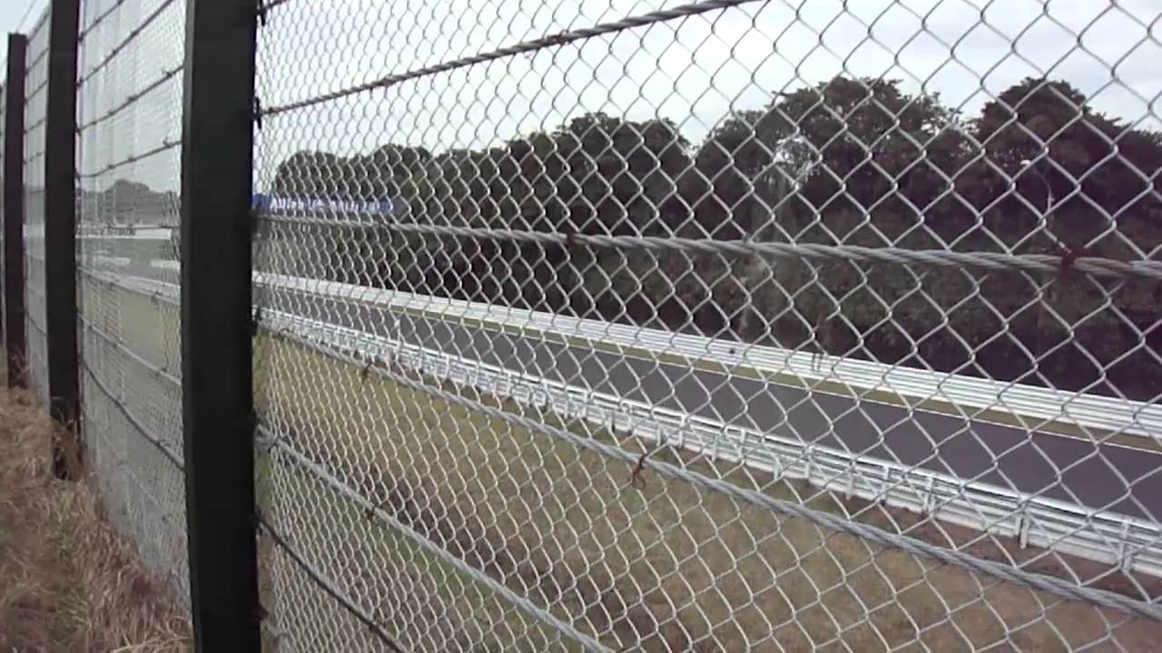 Suzuka - 130R - YouTube