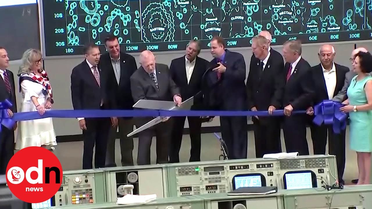 NASA Mission Control restored for Moon landing 50th anniversary - YouTube