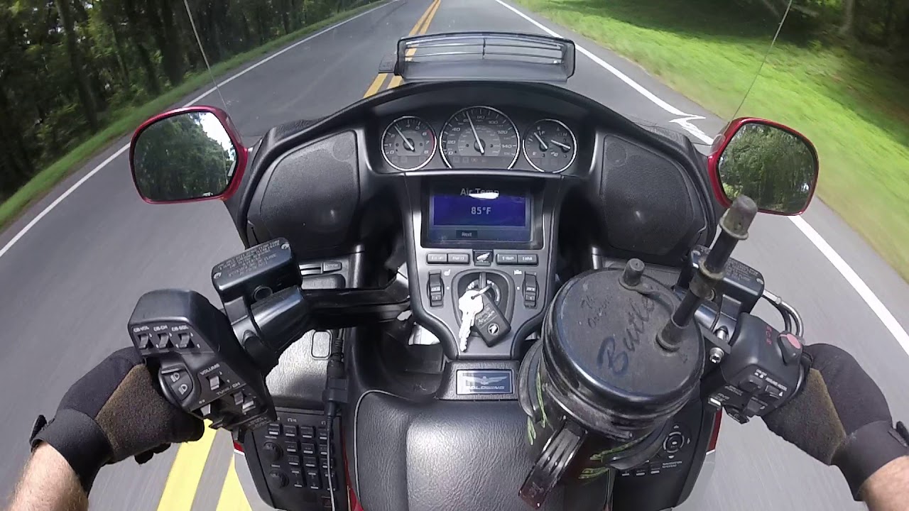 A beautiful day to ride the Goldwing. - YouTube