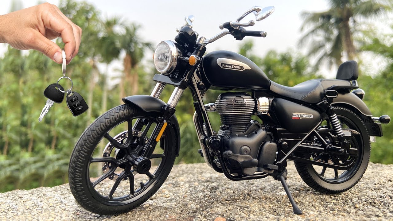 Unboxing of Scale 1:12 Model Royal Enfield Meteor 350 | Miniature ...