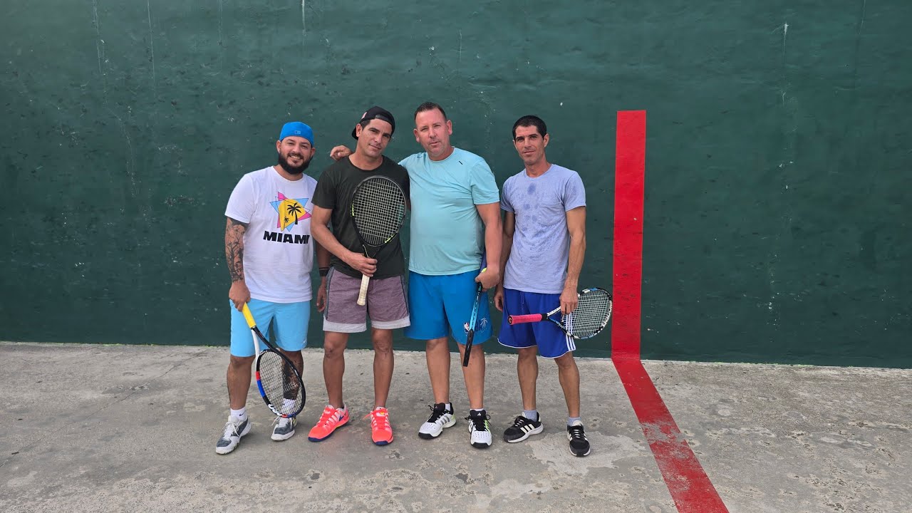HIALEAH - Flaco, Gabriel Vs El Mata, Burro - YouTube