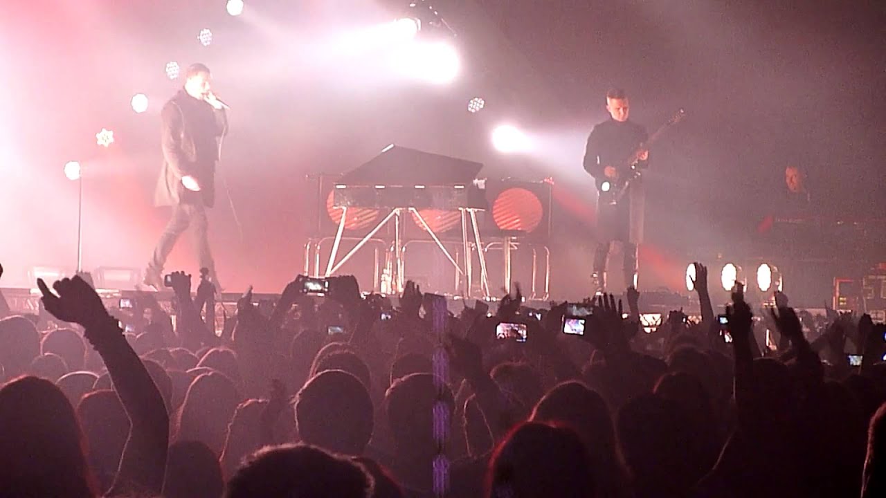 Hurts - Miracle @ Helsingin Jäähalli, Finland 2.11.2013 - YouTube Music