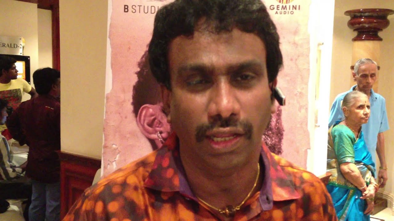 Nikhil Murugan (PRO) @ Paradesi Press Meet - YouTube