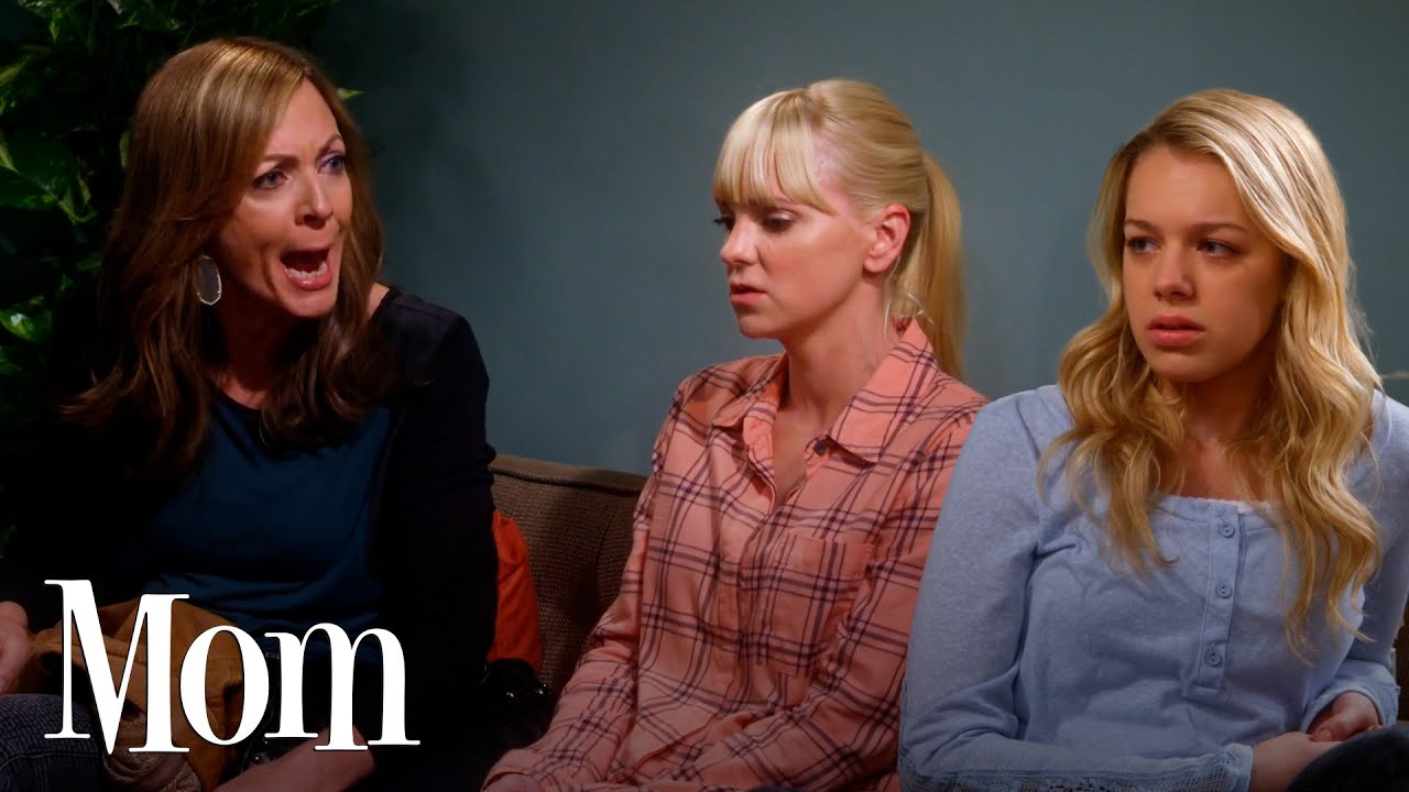 Violet Learns the Truth About Her Dad | Mom - YouTube
