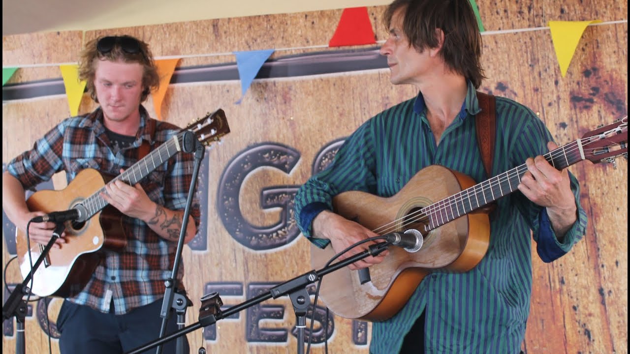 'Requinto' ~ IKARUMBA at Bray Summerfest - YouTube