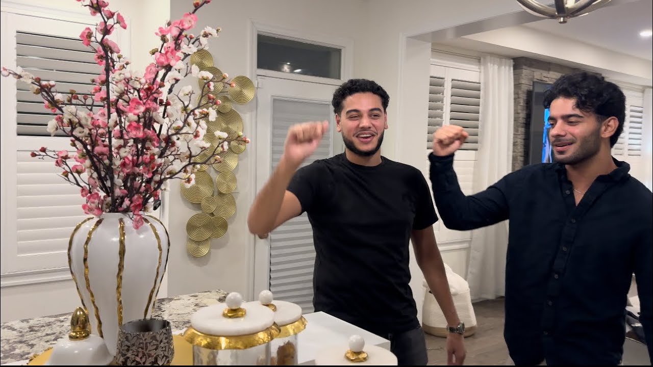 SALGIRA KA DIN AYA HAY | SUNNY SHERRY 🎂 - YouTube