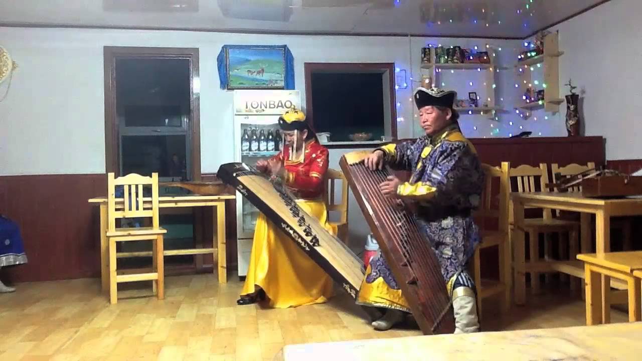 The Yatga, Mongolian zither by Erdene Zuu, Mongolia - YouTube