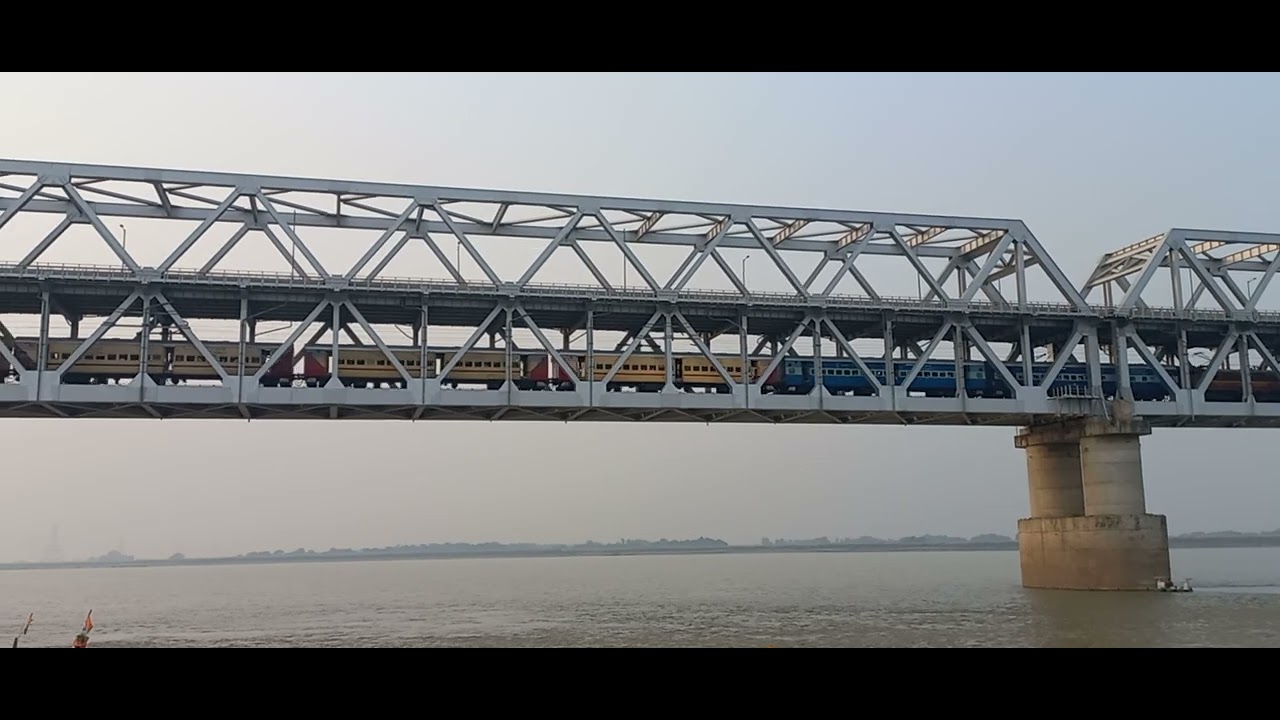Patna digha bridge train crossing and ganga rever over flowing water ...