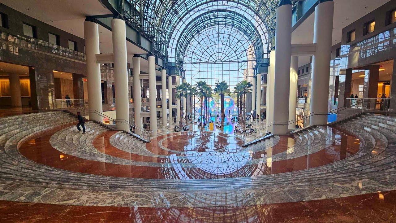 23 food court of Brookfield place nyc kala'svlog - YouTube