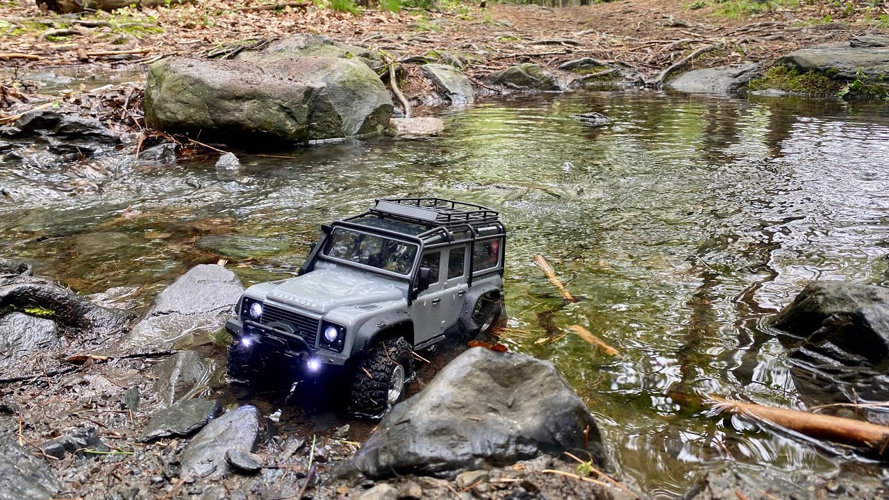 TRX4M Defender creek crawling - YouTube
