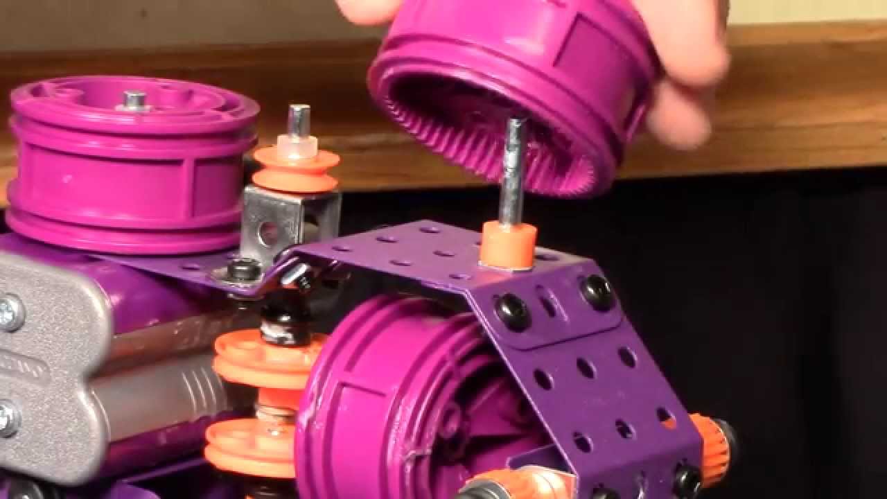 MECCANO MULTIMODELS 40 MODEL SET OUTBOARD MOTOR (2004) - YouTube