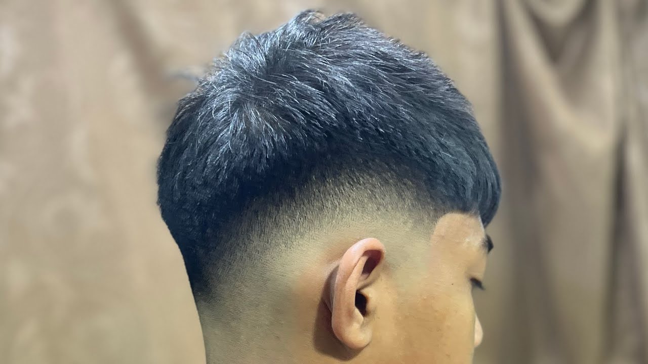 PERFECT mid fade Haircut tutorial ( step by step ) no skip 🙏🏻🔥 - YouTube