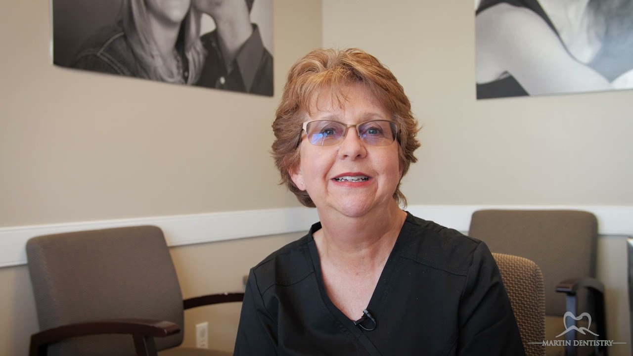 Meet Lisa Botts, RDH - YouTube