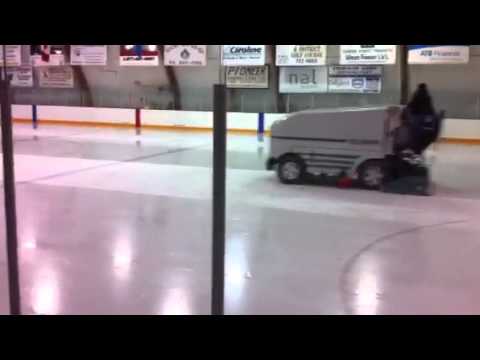 Crazy Fast Zamboni Driver - YouTube