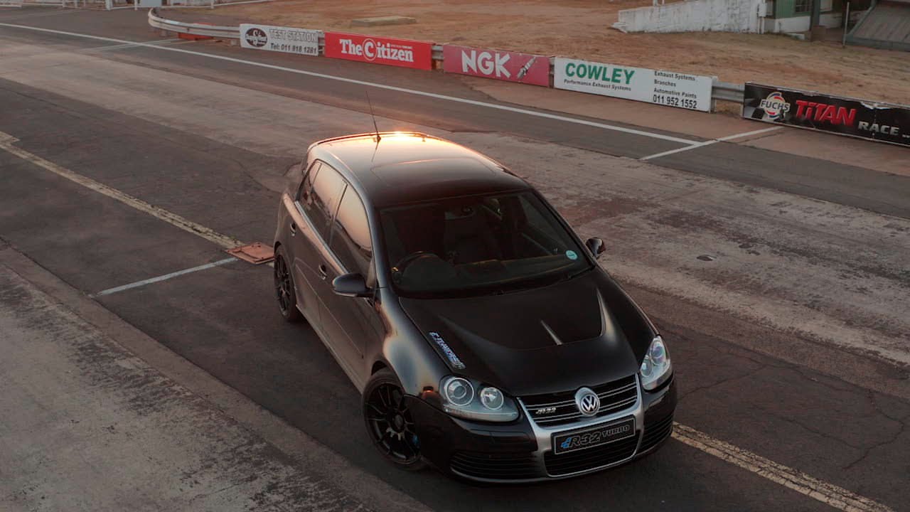 1000HP Volkswagen Golf MK5 R32 Turbo [4K] - YouTube