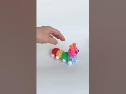 🌈 Crocheted small caterpillar // Вязаная маленькая гусеница крючком ...