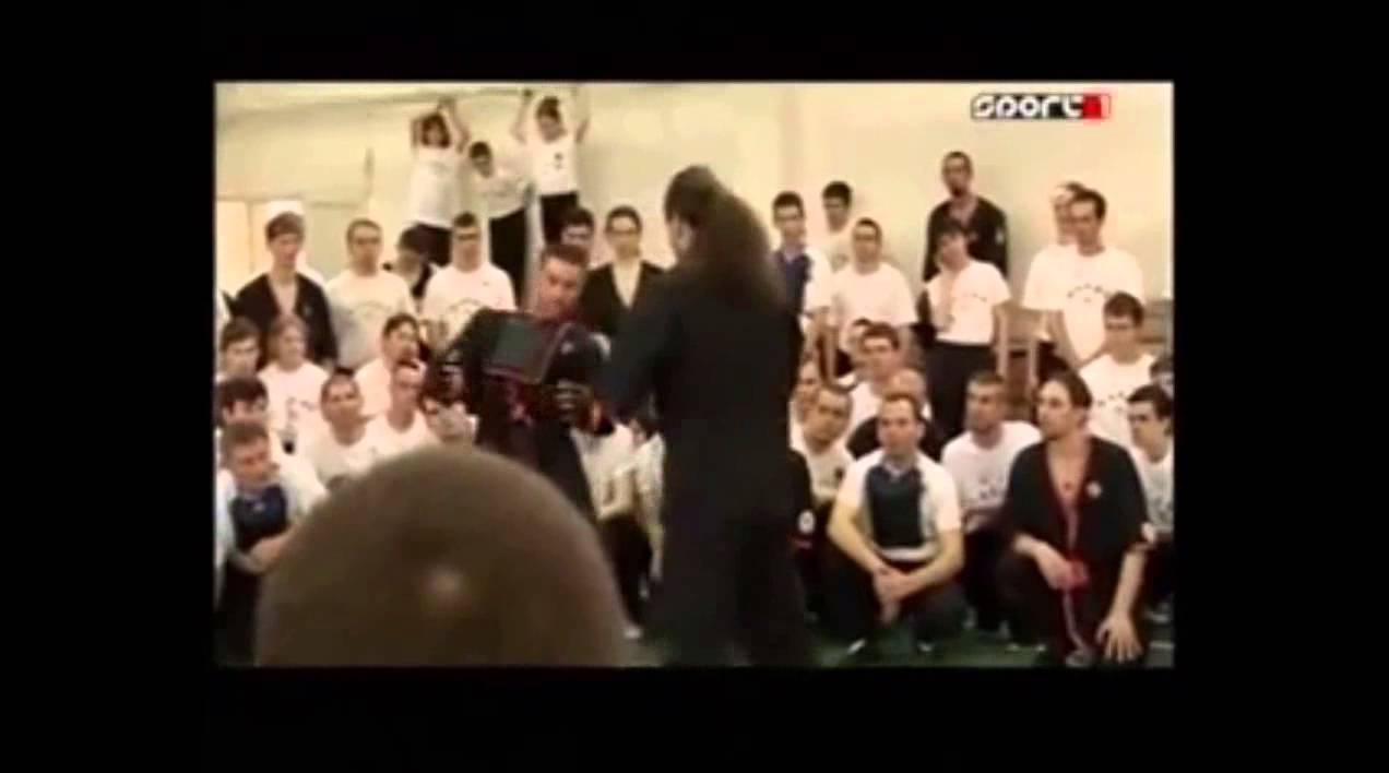 Wing Tsun Kung Fu Leung Ting Norbert Maday Szell Gabor - YouTube