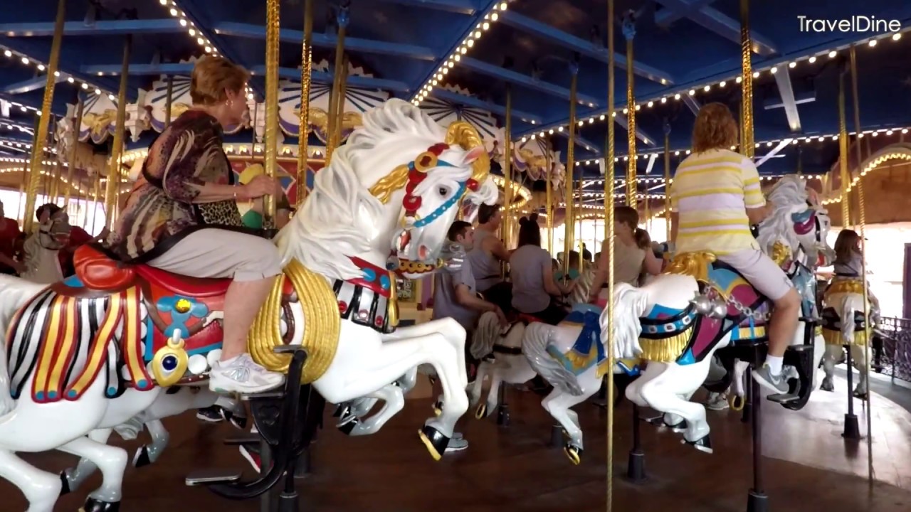DISNEY WORLD MAGIC KINGDOM | PRINCE CHARMING REGAL CAROUSEL RIDE ...