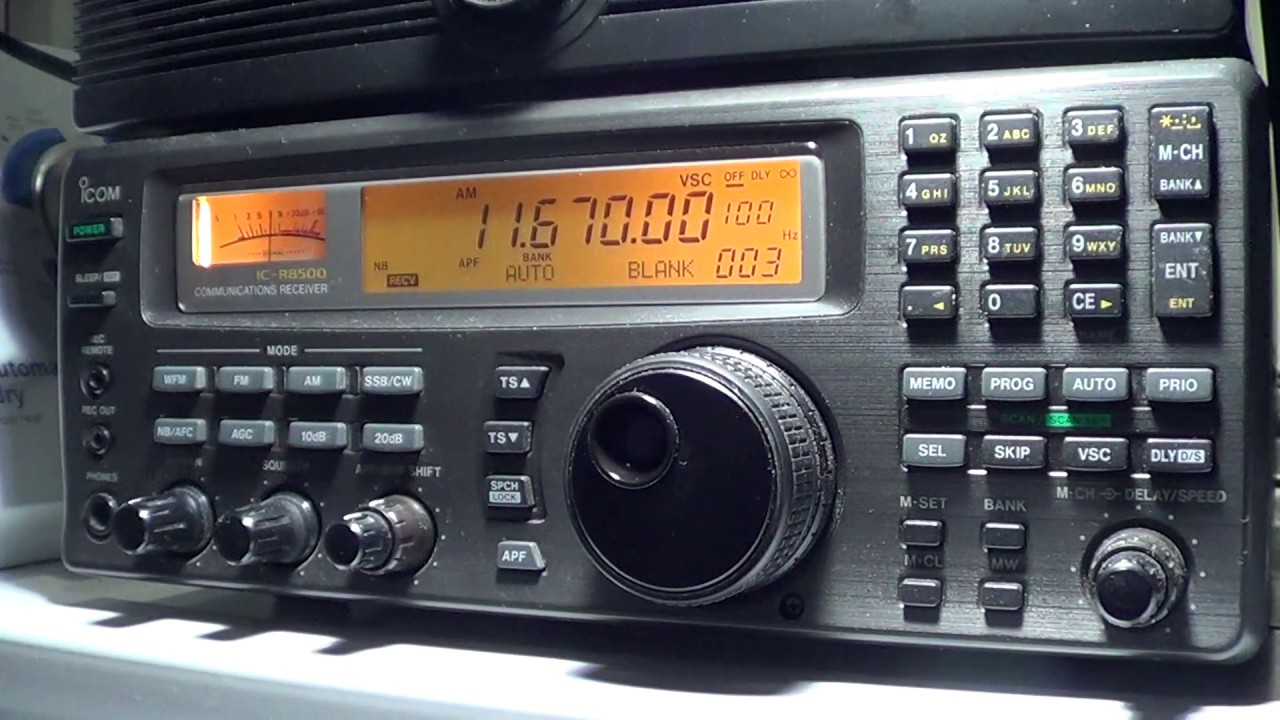 All india radio on october 23 2013 icom ic r 8500 - YouTube