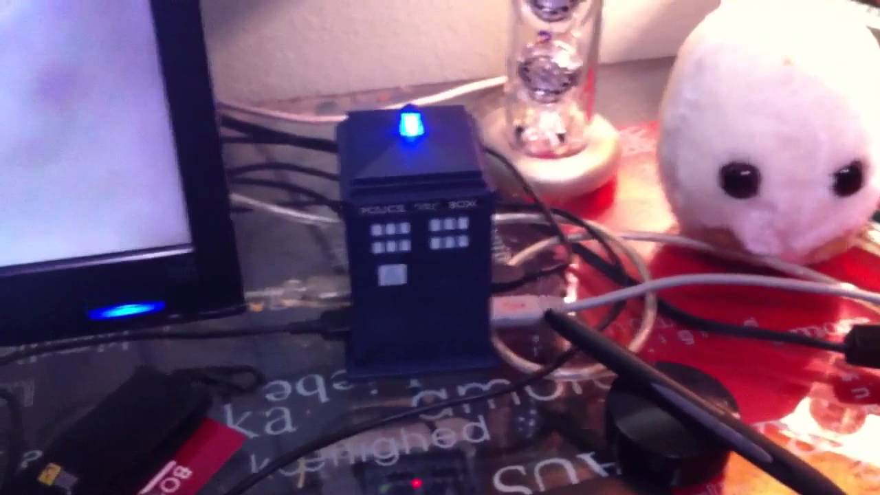 Tardis USB hub - YouTube