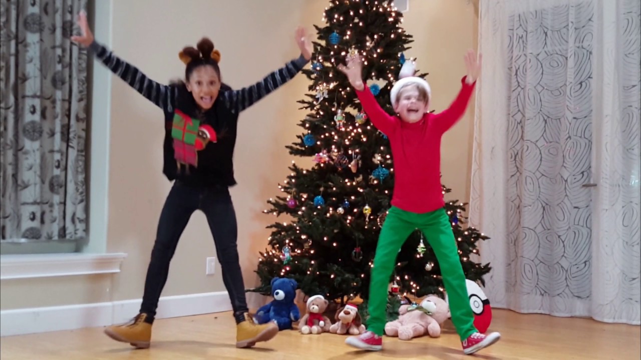 Happy Holidays - Christmas Dance - Santa Clause Is Coming to Town ...