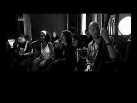 Larry - Smile (zomer 2005) - YouTube