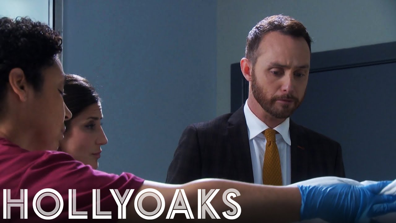 Harry's Body Is Discovered | Hollyoaks - YouTube