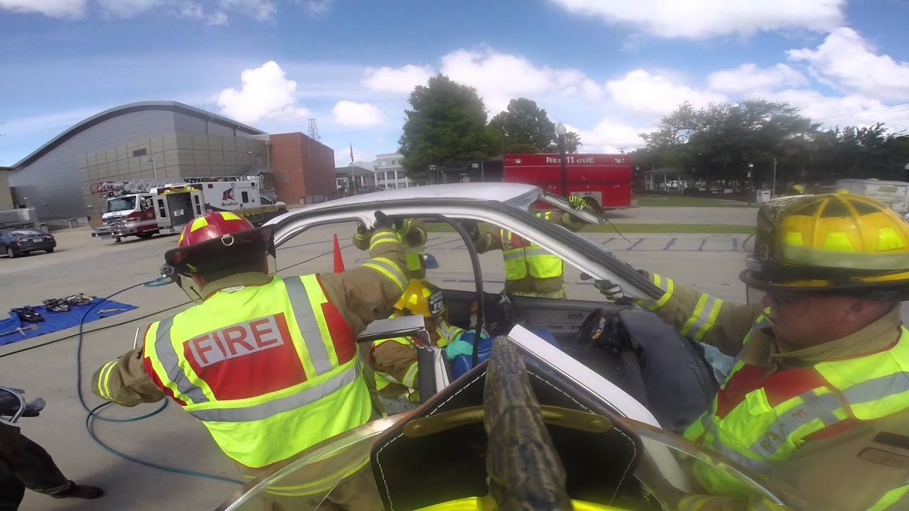 St. Tammany Fire District 1 Extrication Demo - YouTube