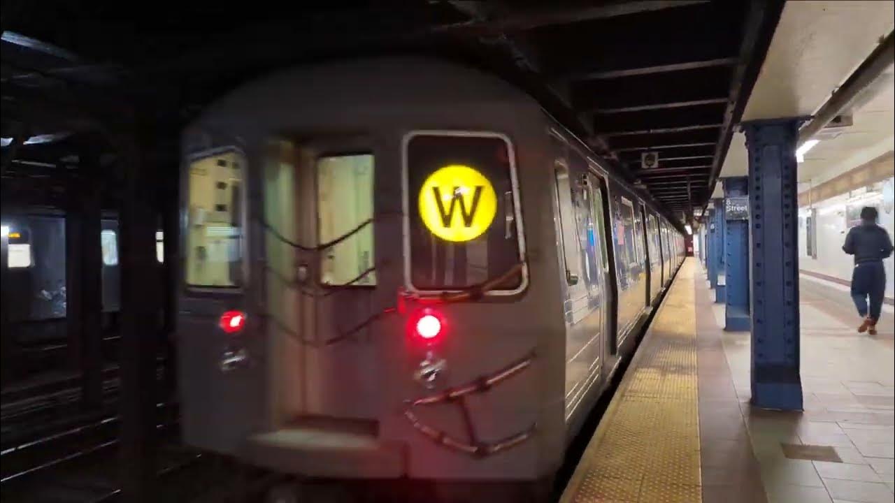 MTA New York City Subway : Whitehall Street Bound R68A W Train @ 8th Street-NYU - YouTube