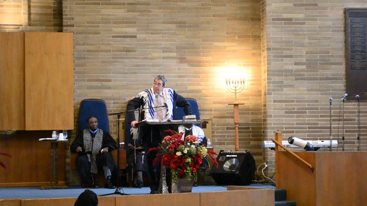 Israeli Consulate General Roey Gilad at Beth Shalom B'nai Zaken E.H.C ...