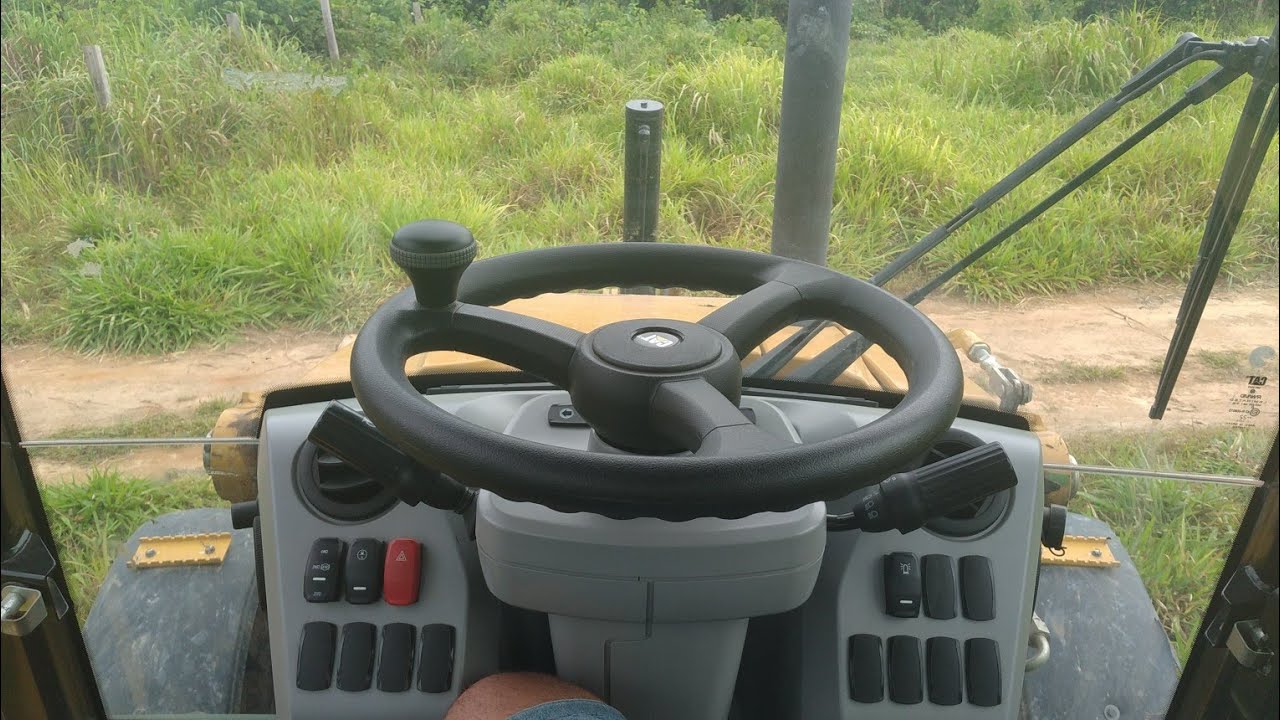 Como abrir uma estrada na juquira com a Retinha. - YouTube