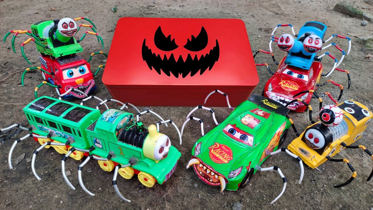 Bermain Kereta Api Hantu Laba-laba, Thomas and Friends, Mobil Laba-laba ...