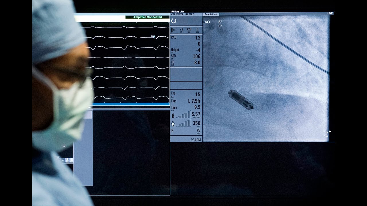 Pill-sized pacemaker - YouTube