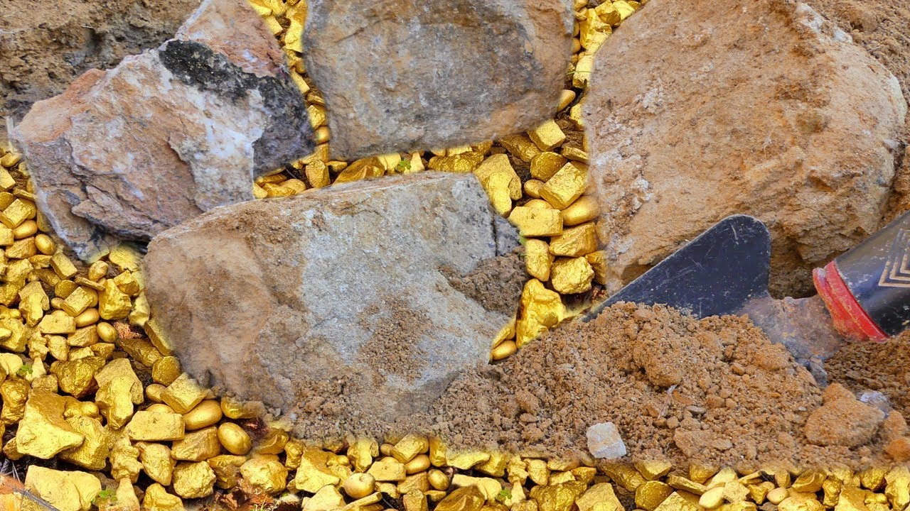 wow wow wow! the most expensive gold found near the mountain, very ...