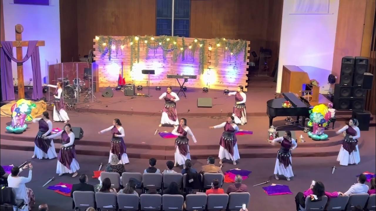 Corazón de guerra danza del Día de Madres-Ministerio Hineini - YouTube