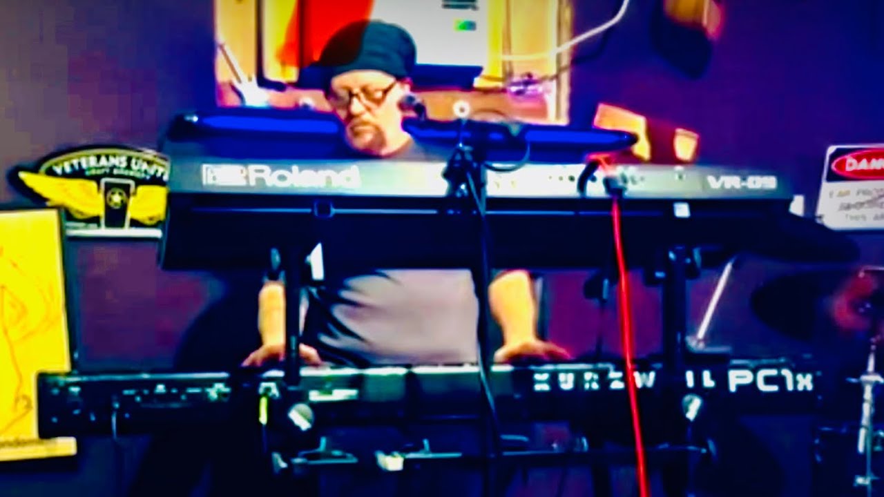 STEVE COPELAND ROCKING LEADS - YouTube