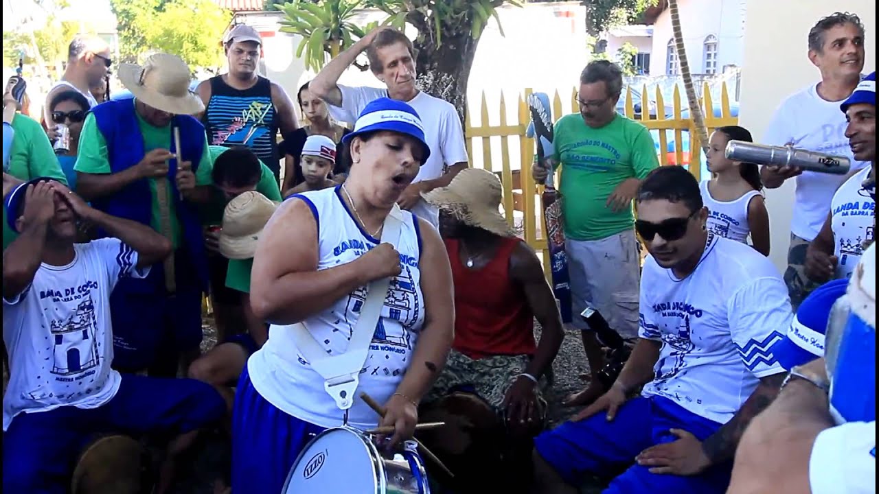 Banda de Congo Mestre Honório - Barra do Jucú - 02 - YouTube