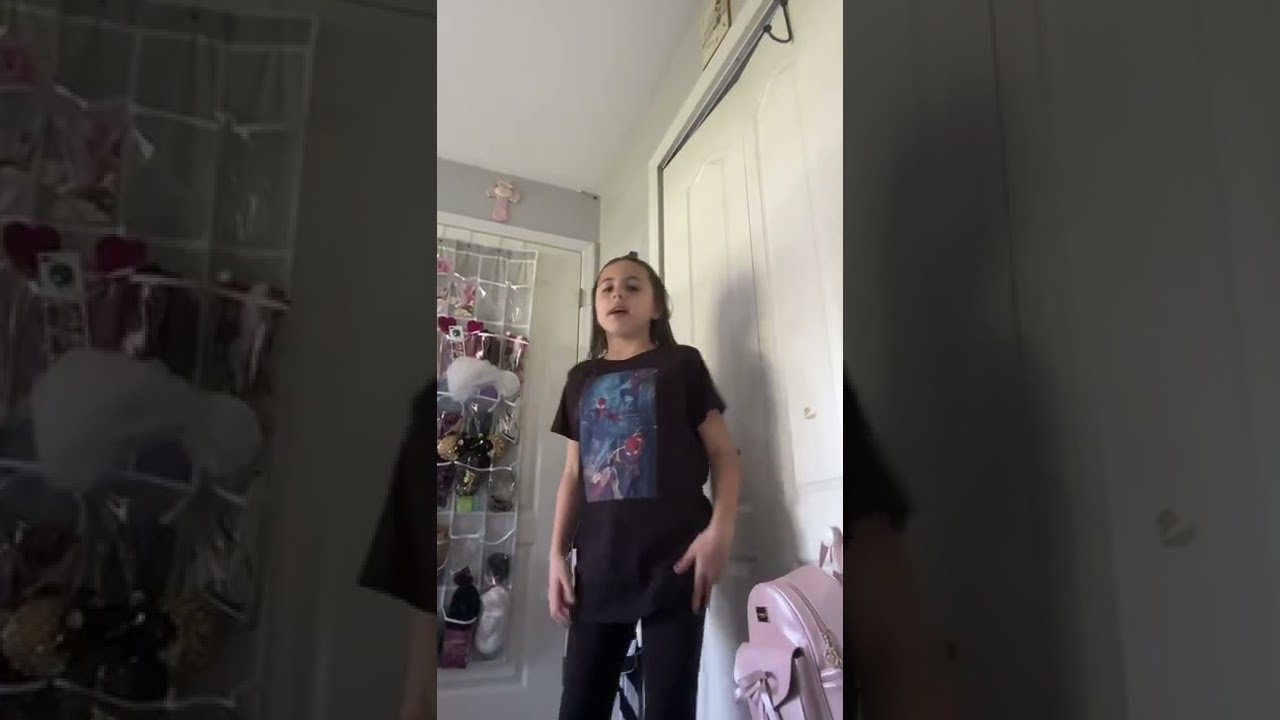 Get dressed with me - YouTube